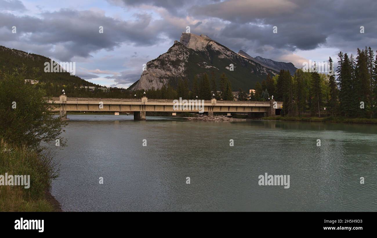 Bridge [river crossing] stream hi-res stock photography and images - Alamy