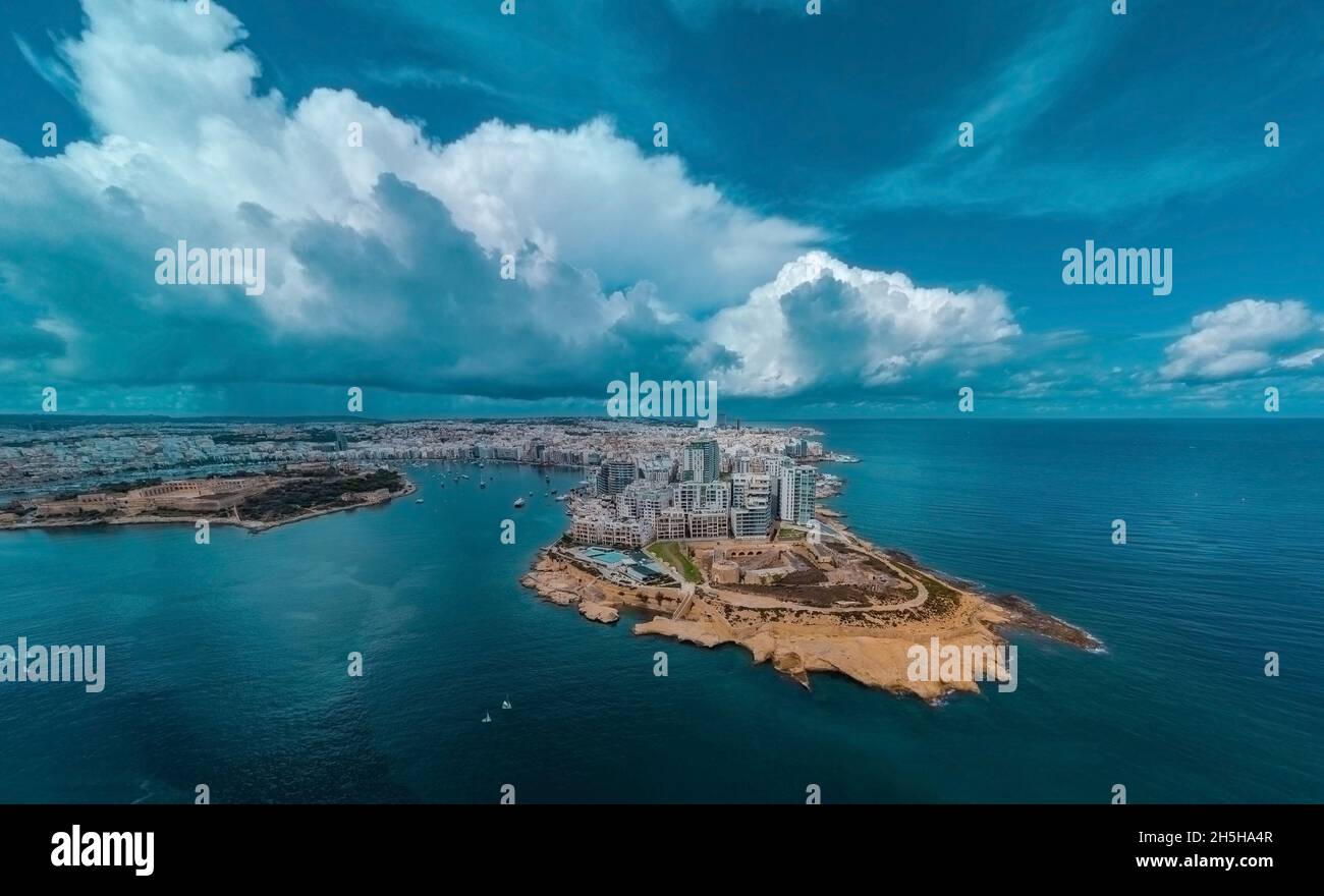 Valetta beach hi-res stock photography and images - Alamy
