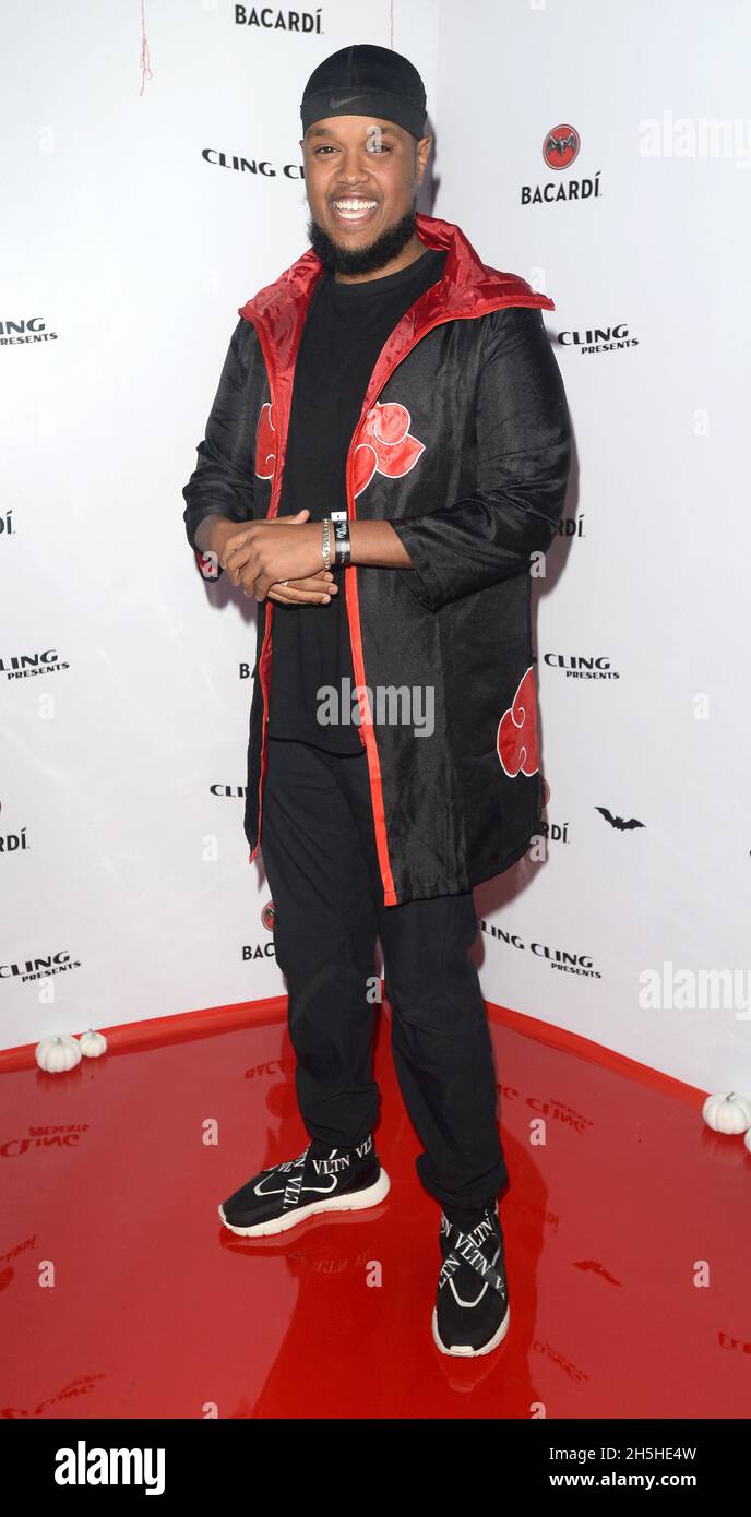 Maya jama smiling hi-res stock photography and images - Alamy