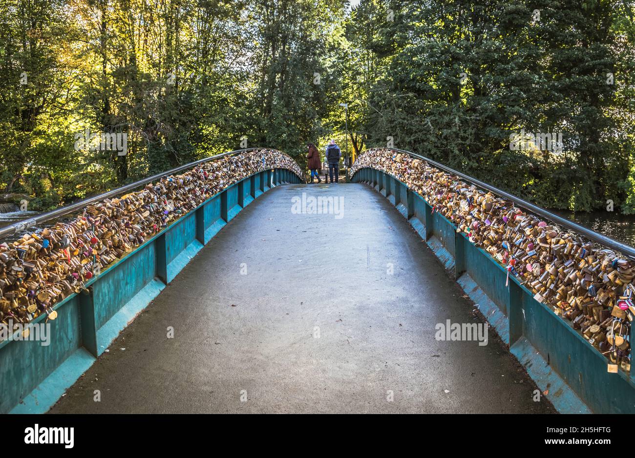 Love locks wye bridge bakewell hi-res stock photography and images - Alamy
