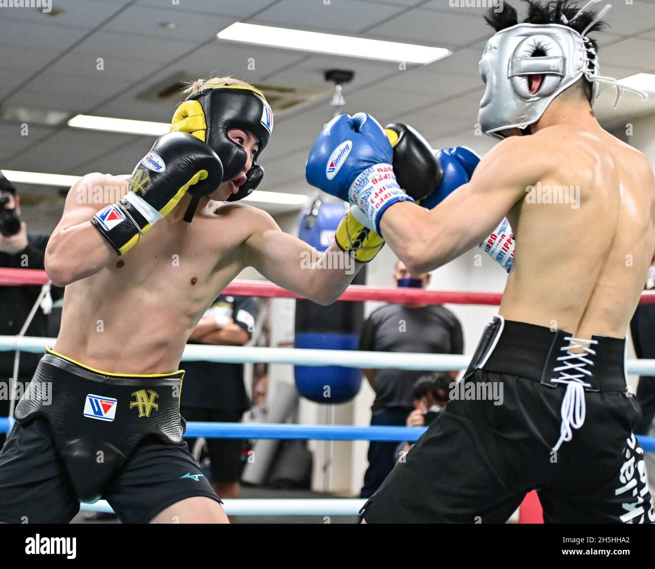 Yokohama, Kanagawa, Japan. 4th Nov, 2021. (L-R) Naoya Inoue, Kosei ...