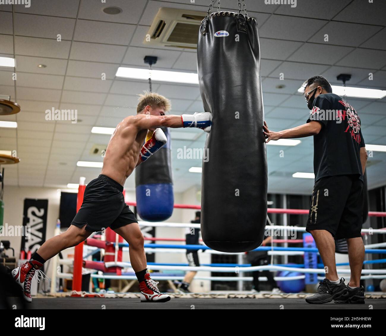 Yokohama, Kanagawa, Japan. 4th Nov, 2021. Naoya Inoue (JPN) Boxing ...