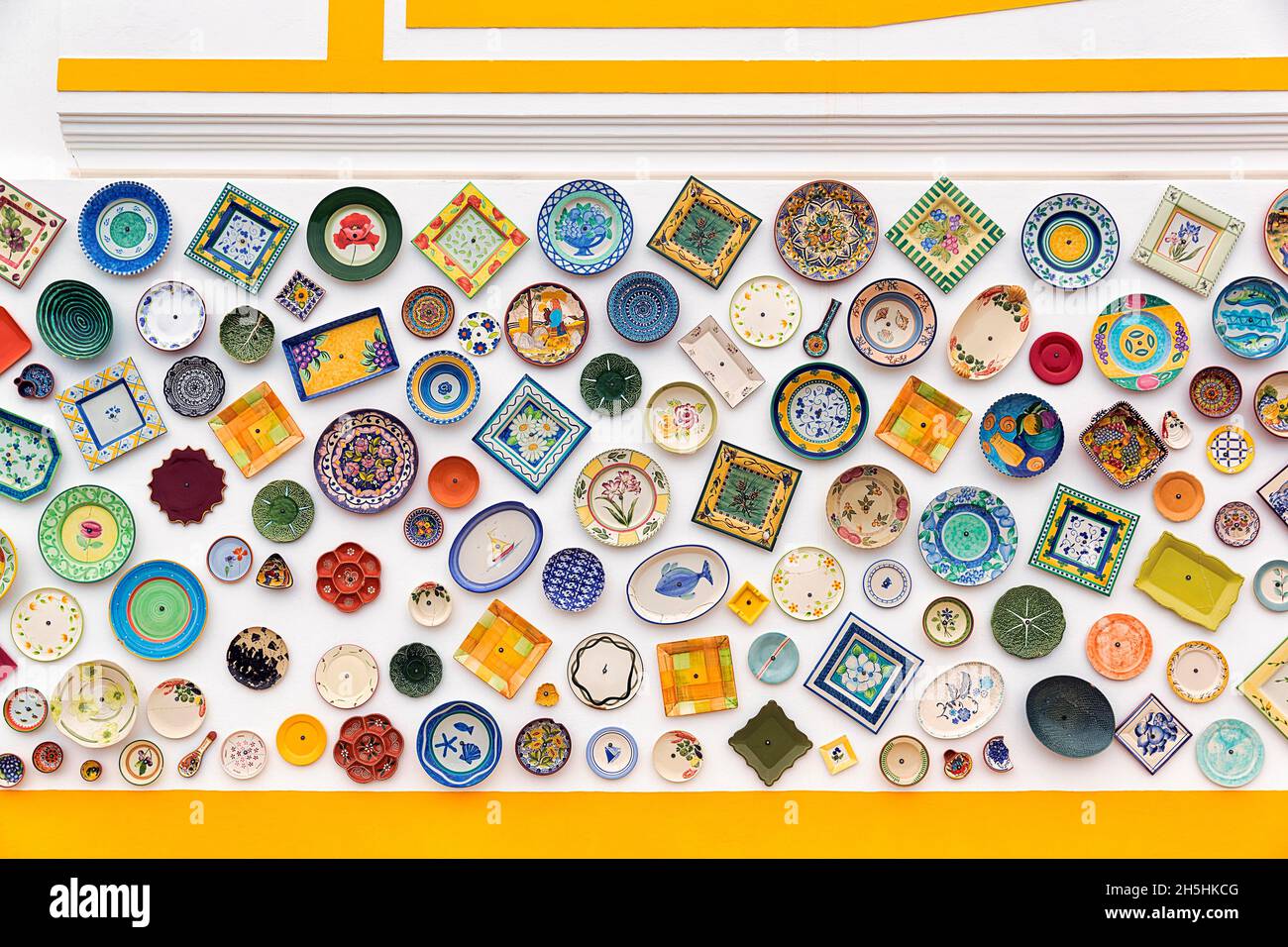 Portuguese ceramics hi-res stock photography and images - Alamy