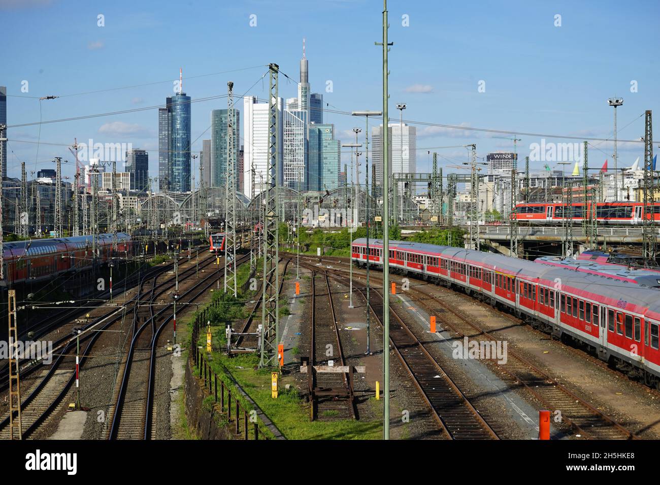 Track apron, main station, skyline, view from Camberger Bridge ...