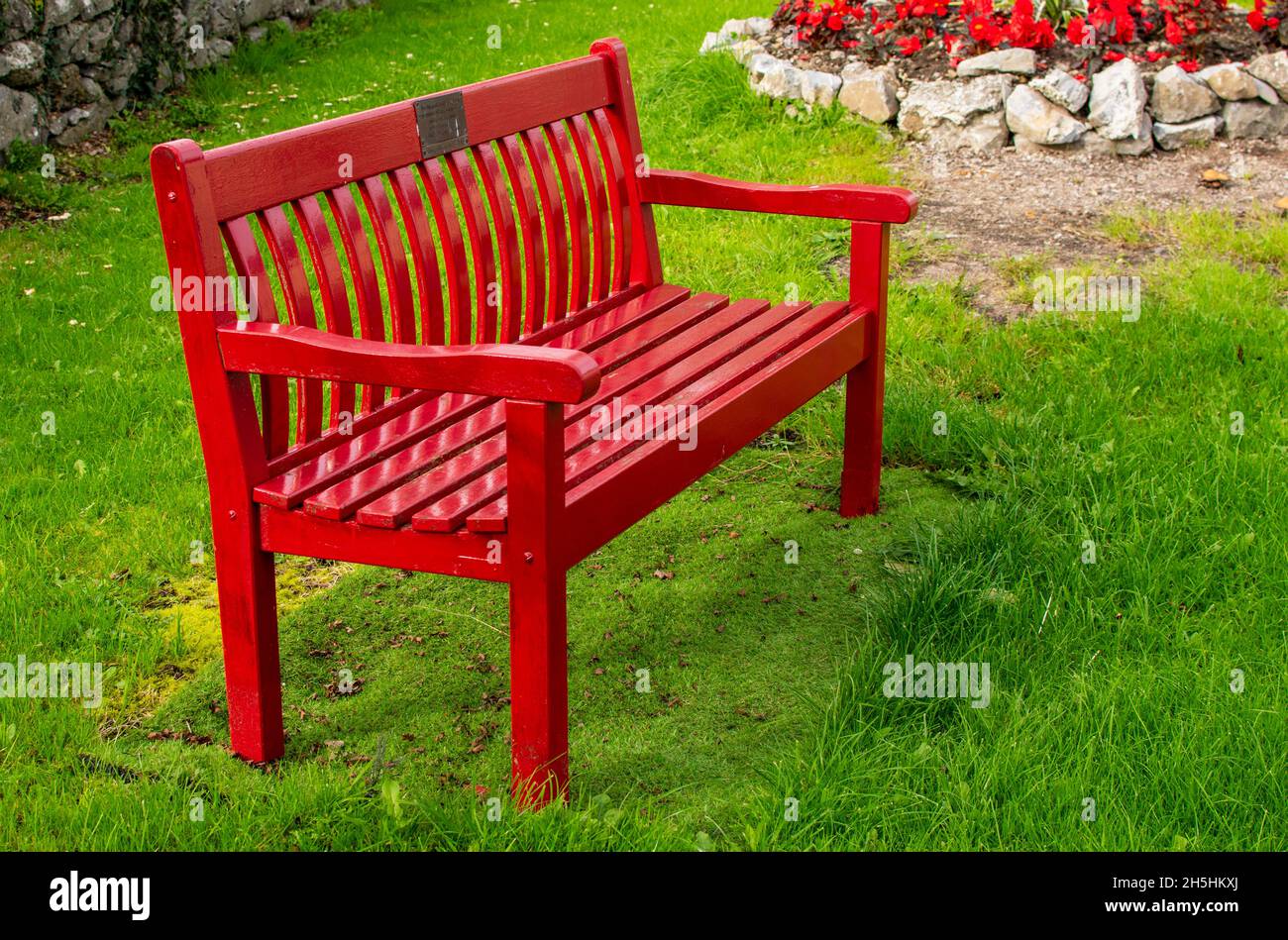 Different benches hi-res stock photography and images - Alamy