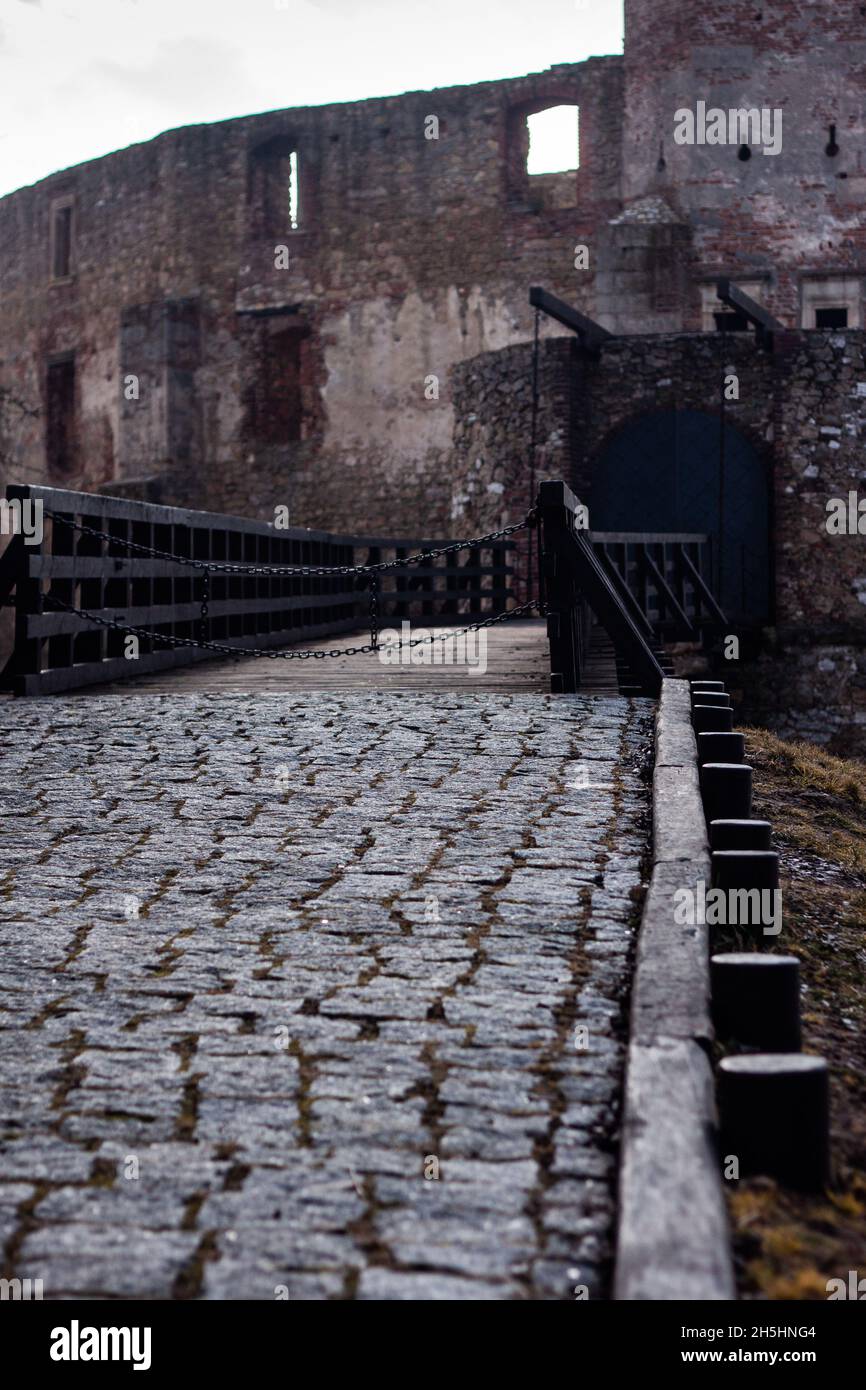 Wooden draw bridge hi-res stock photography and images - Alamy