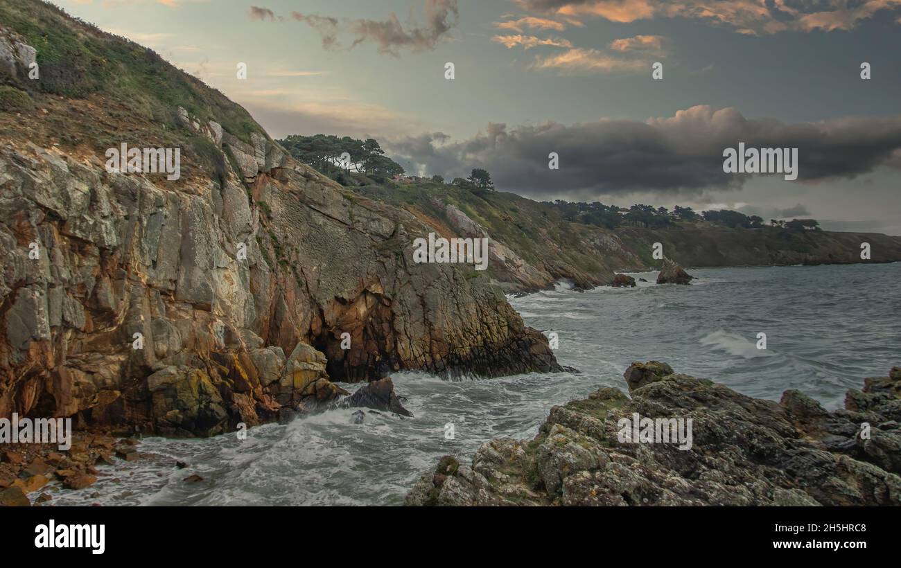Irelands most famous sights hi-res stock photography and images - Alamy