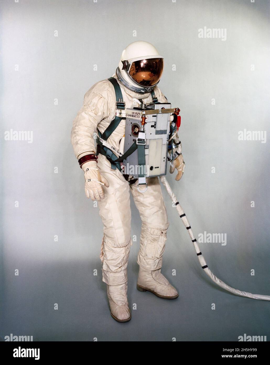 Project gemini space suit hi-res stock photography and images - Alamy