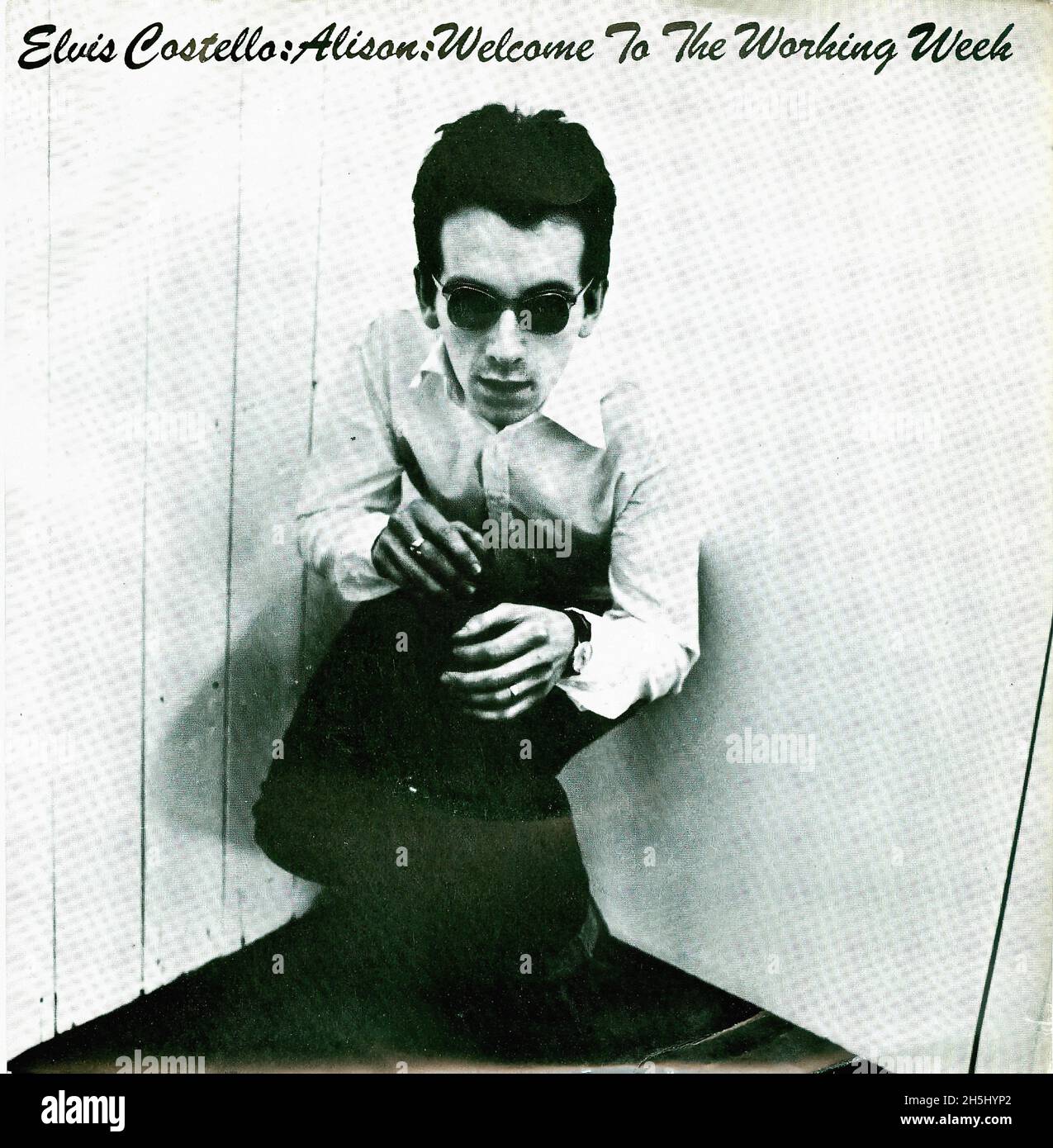 Elvis costello 1977 hi-res stock photography and images - Alamy