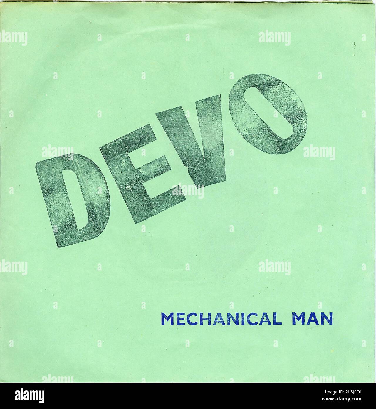 Devo 1978 hi-res stock photography and images - Alamy