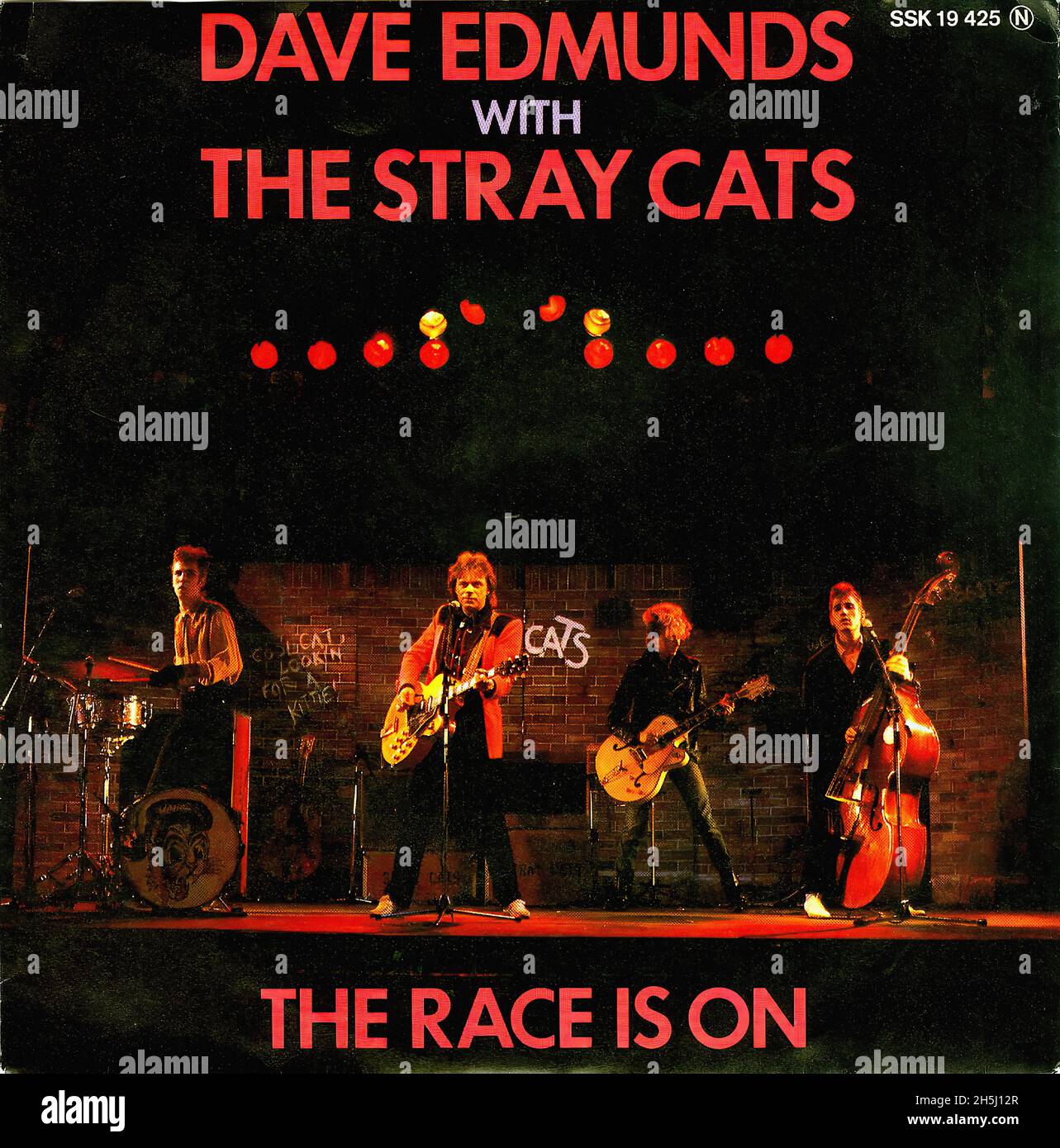Vintage single record cover - Edmunds, Dave + Stray Cats - The Race Is ...