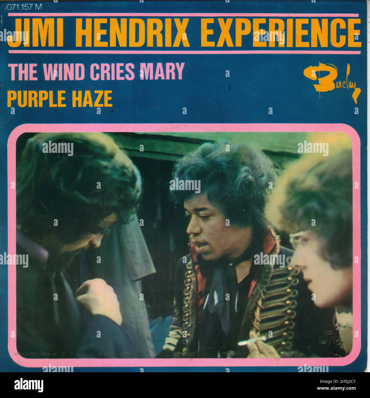 Mary cries hi-res stock photography and images - Alamy