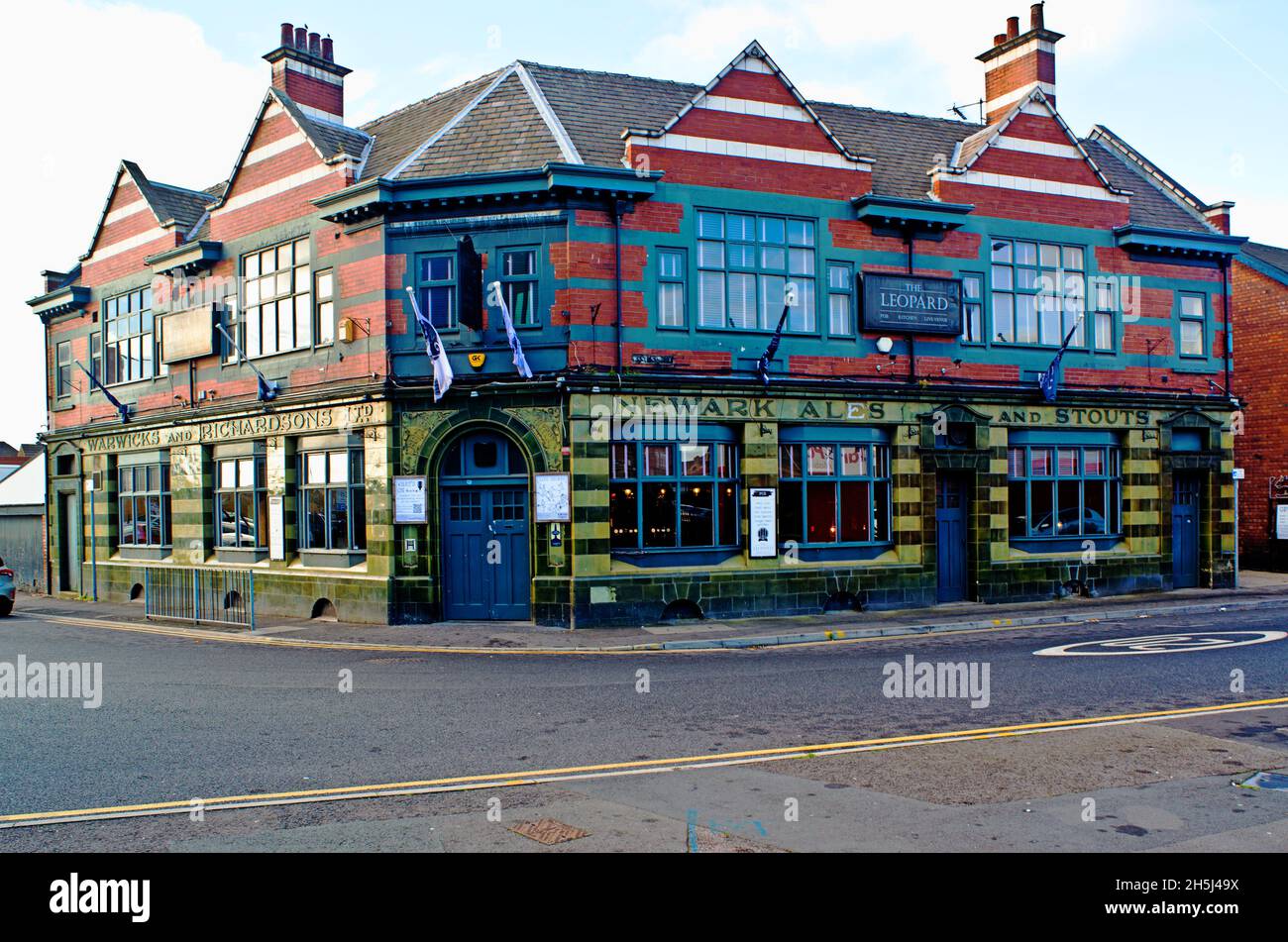 The leopard pub hi-res stock photography and images - Alamy