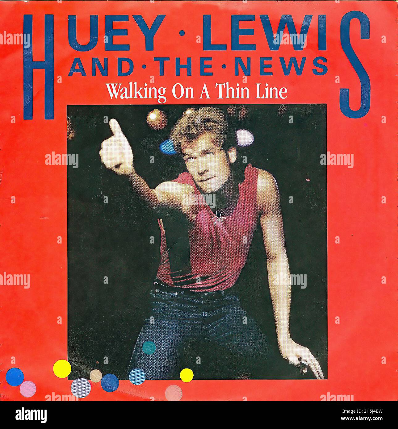 Walking on a thin line hi-res stock photography and images - Alamy