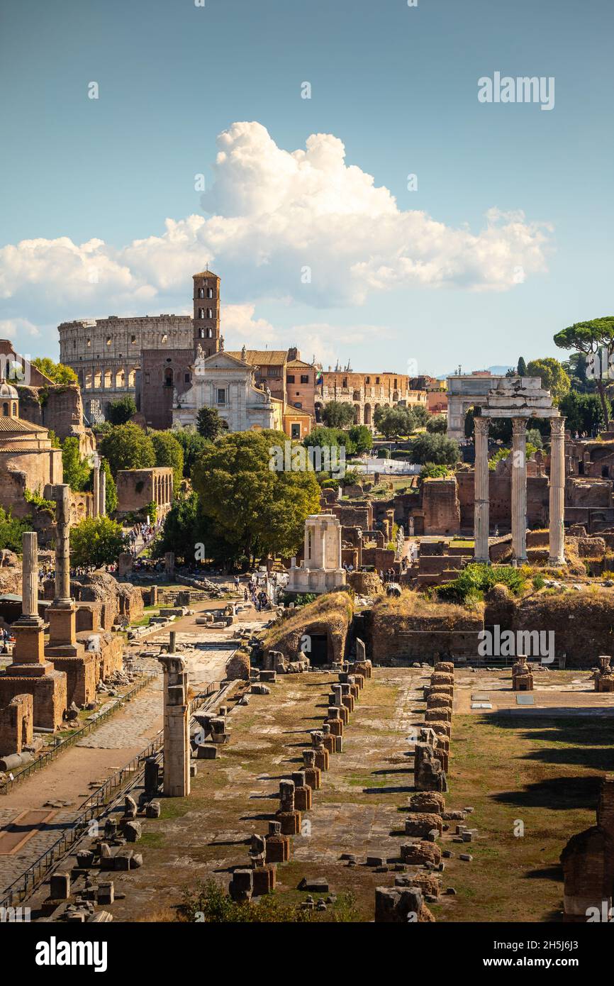 Foro imperiale roma hi-res stock photography and images - Alamy