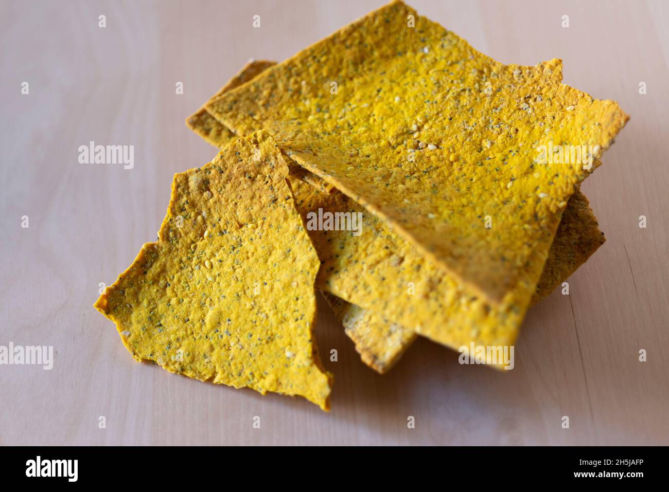 Crunch bread hi-res stock photography and images - Alamy