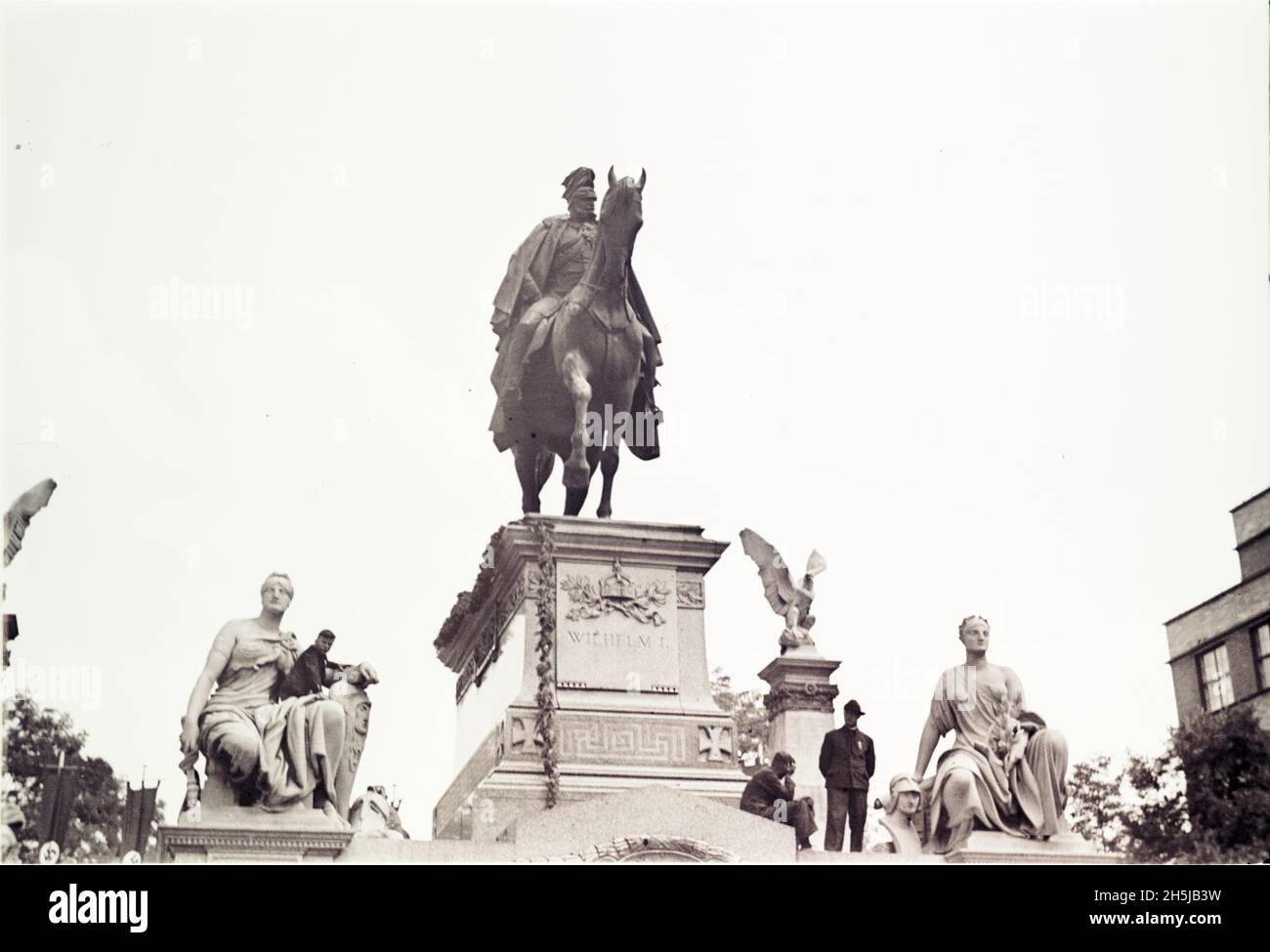 Sculpture of third reich hi-res stock photography and images - Alamy