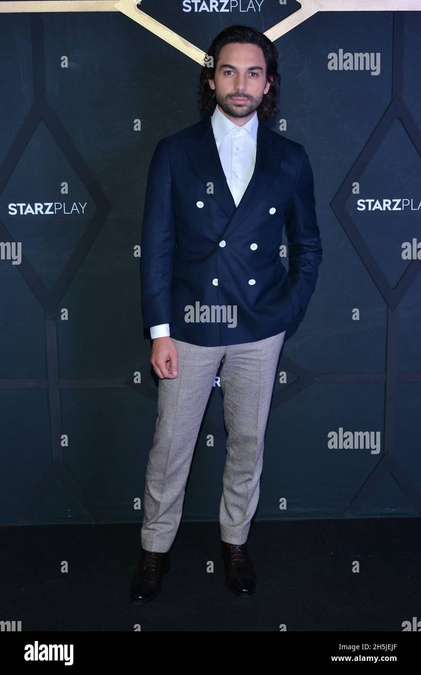 Non Exclusive: MEXICO CITY, MEXICO - NOVEMBER 9, 2021: Colombian actor ...