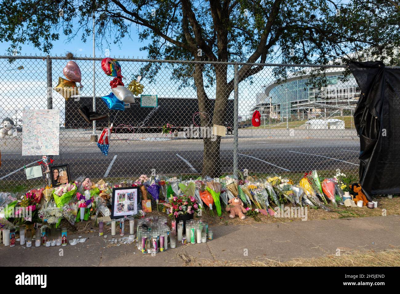 Travis scott astroworld 2021 hi-res stock photography and images - Alamy