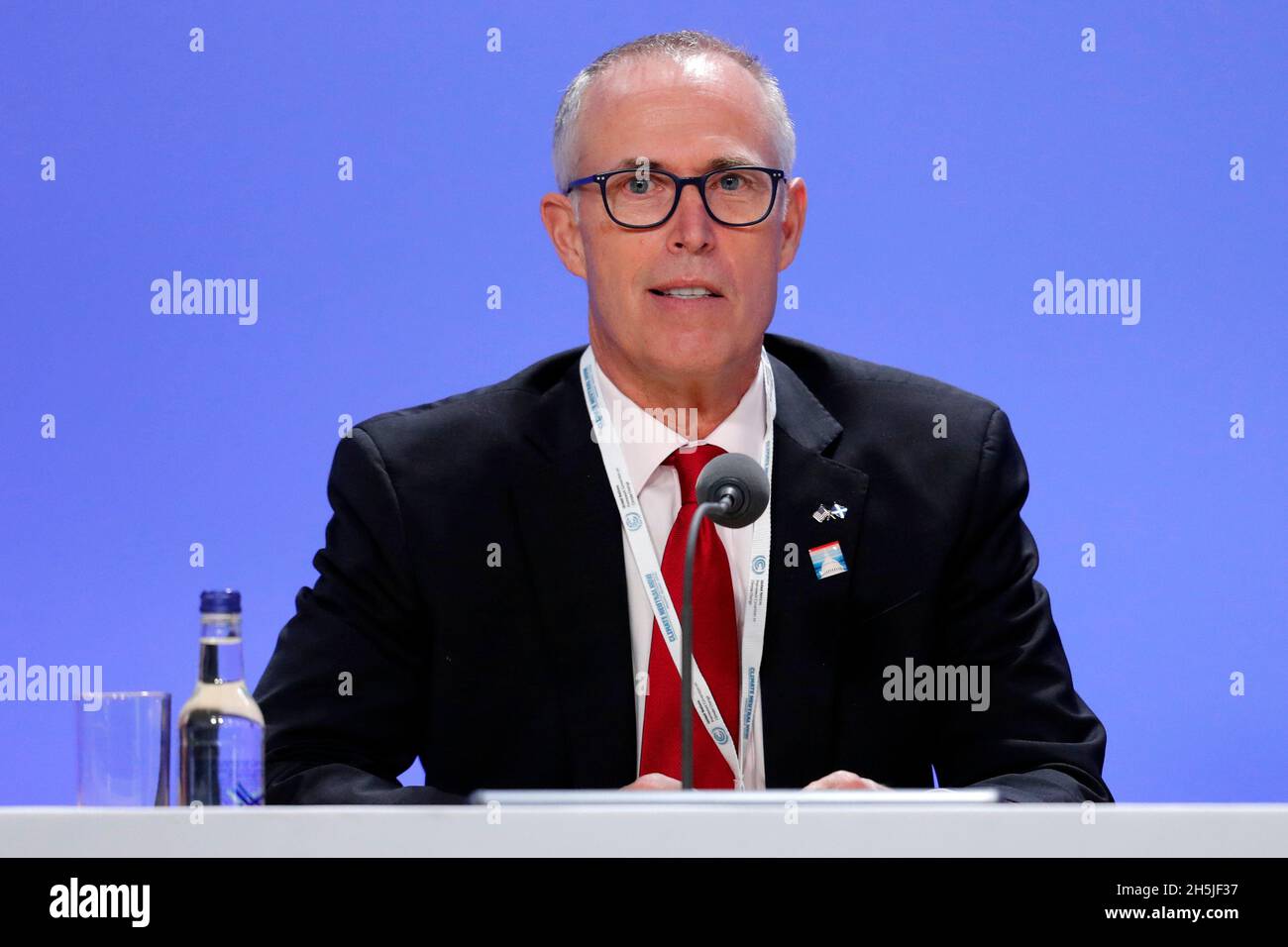 Jared huffman hi-res stock photography and images - Alamy