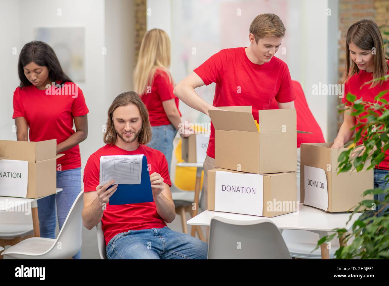 Sorting point hi-res stock photography and images - Alamy