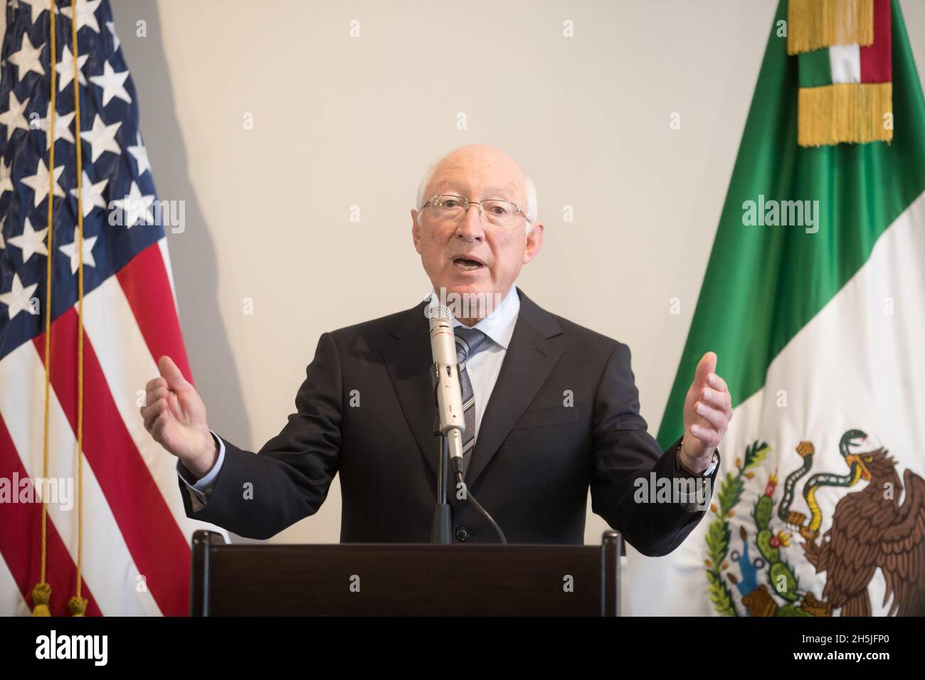 Non Exclusive: MEXICO CITY, MEXICO - NOVEMBER 9, 2021: Ken Salazar ...