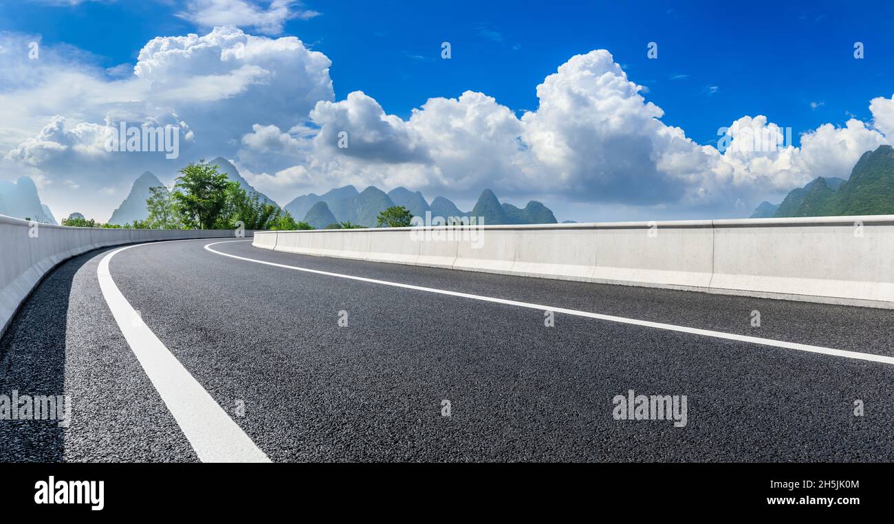 Karst landform hi-res stock photography and images - Alamy