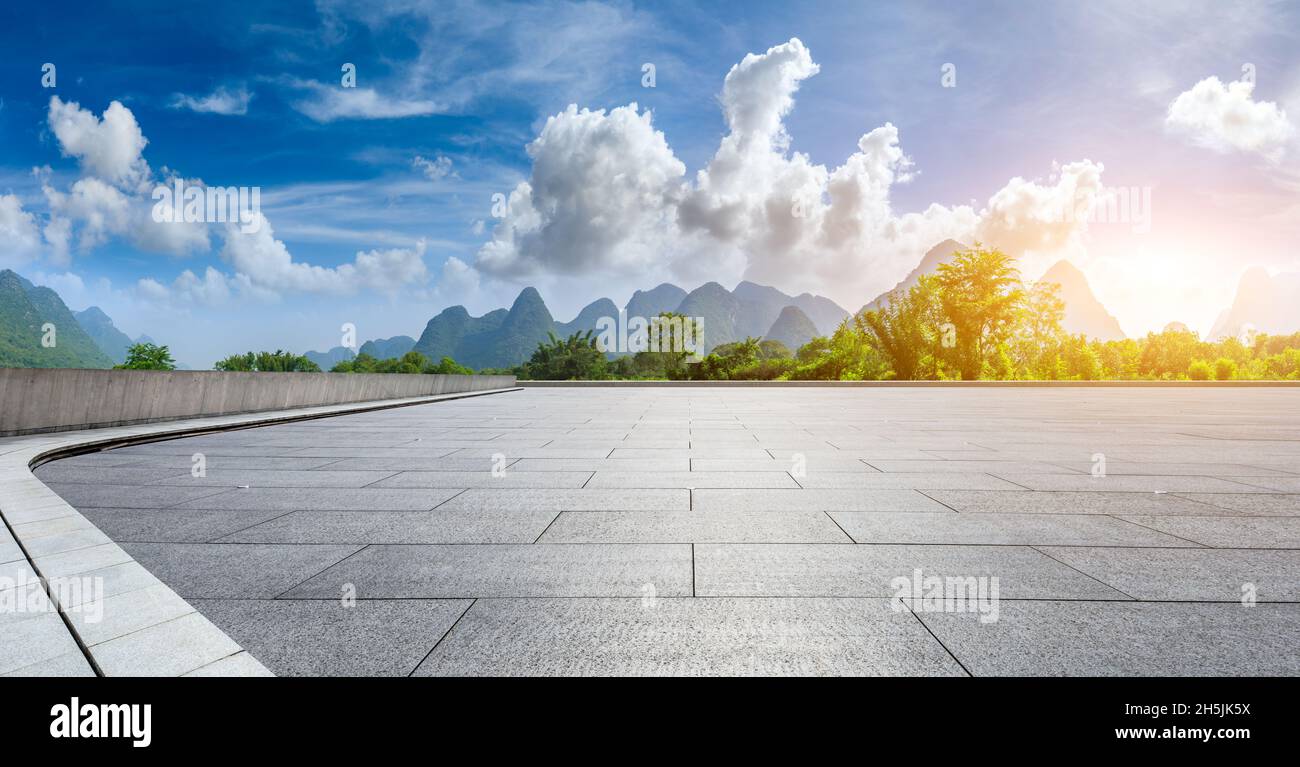 Guilin city scenery hi-res stock photography and images - Alamy