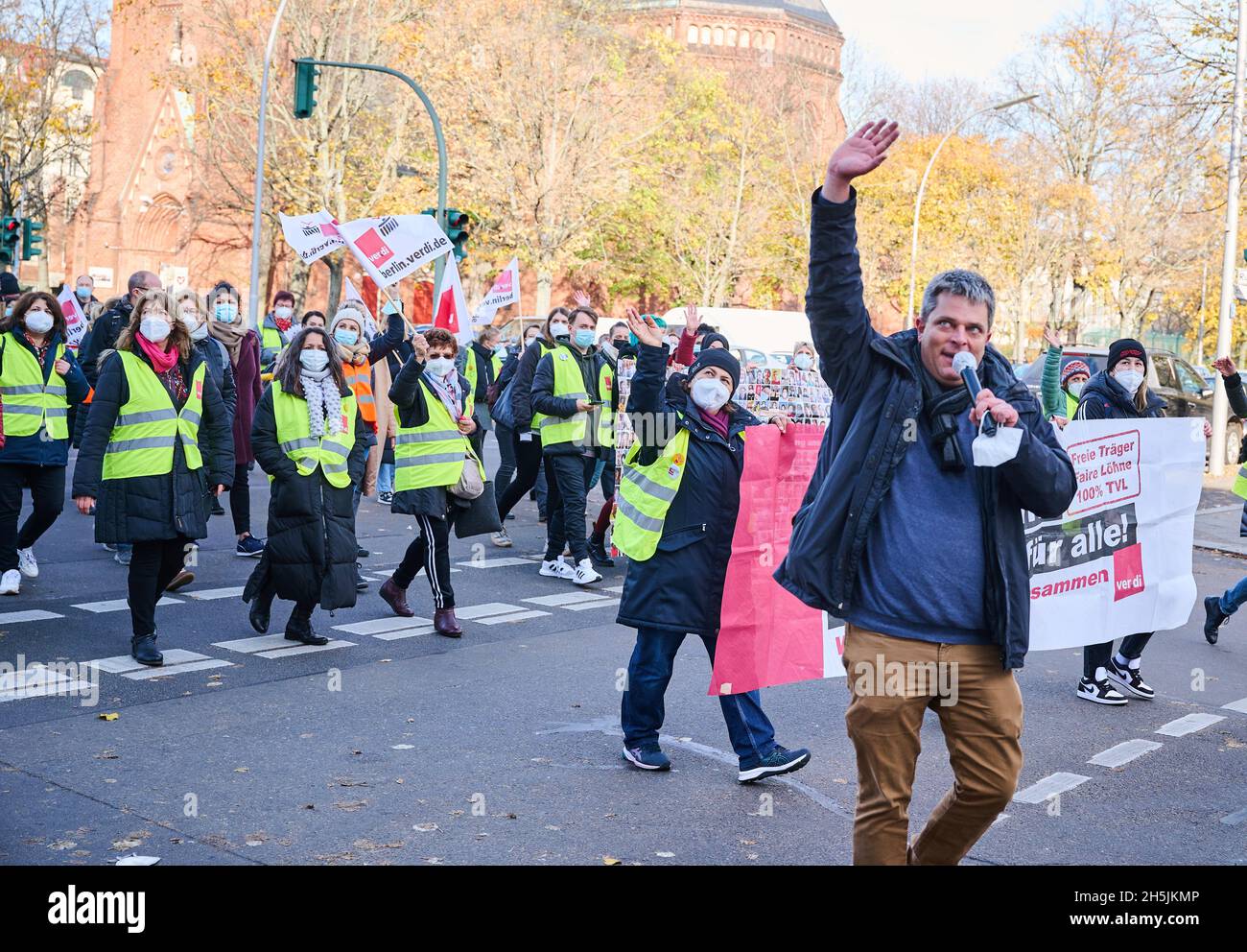 Berlin, Germany. 10th Nov, 2021. Verdi union secretary Max Bitzer calls ...