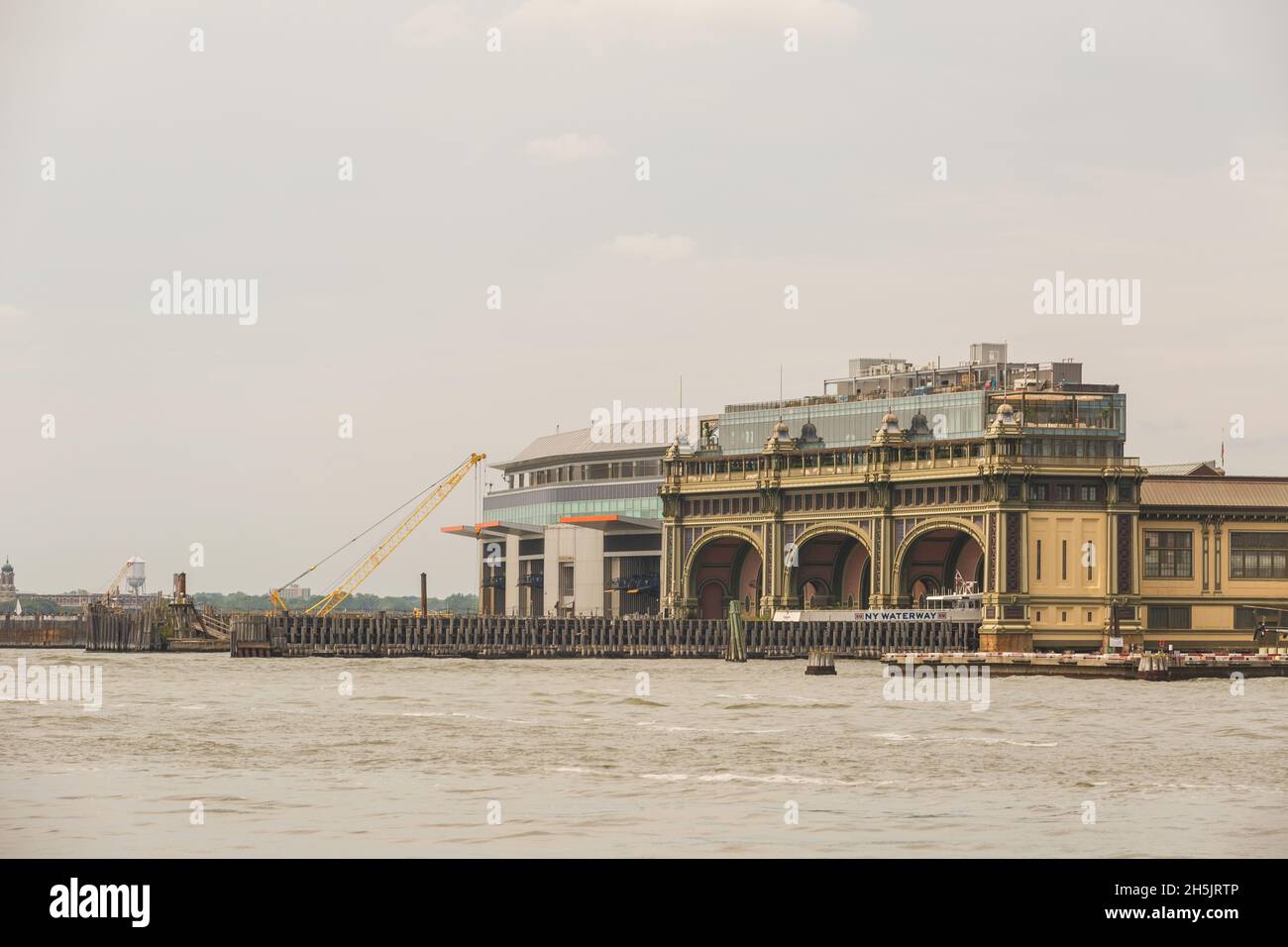 Staten Island Ferry Terminal Stock Photo - Alamy