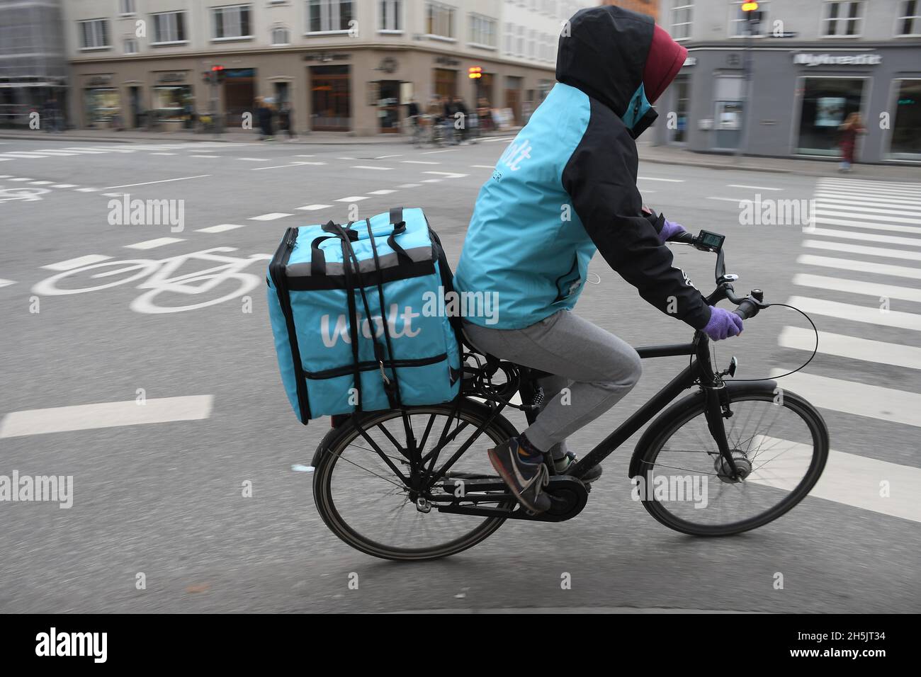 Wolt bike rider hi-res stock photography and images - Alamy