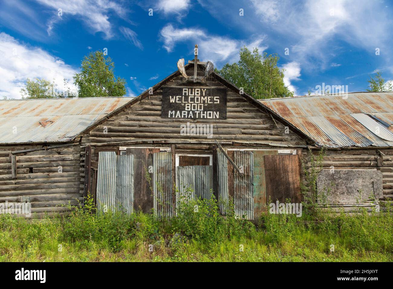 Old log cabin hi-res stock photography and images - Alamy