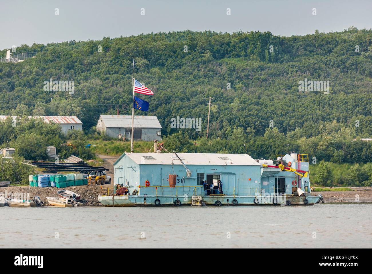 Fish processing plant hi-res stock photography and images - Alamy
