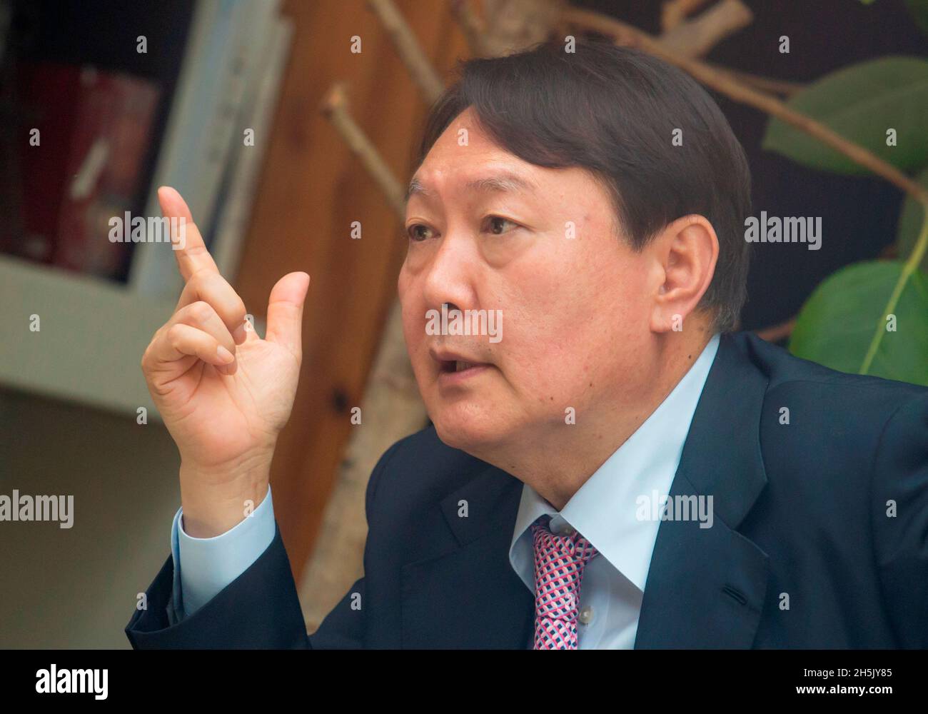Yoon Seok-Youl, Nov 6, 2021 : The presidential nominee of the main ...