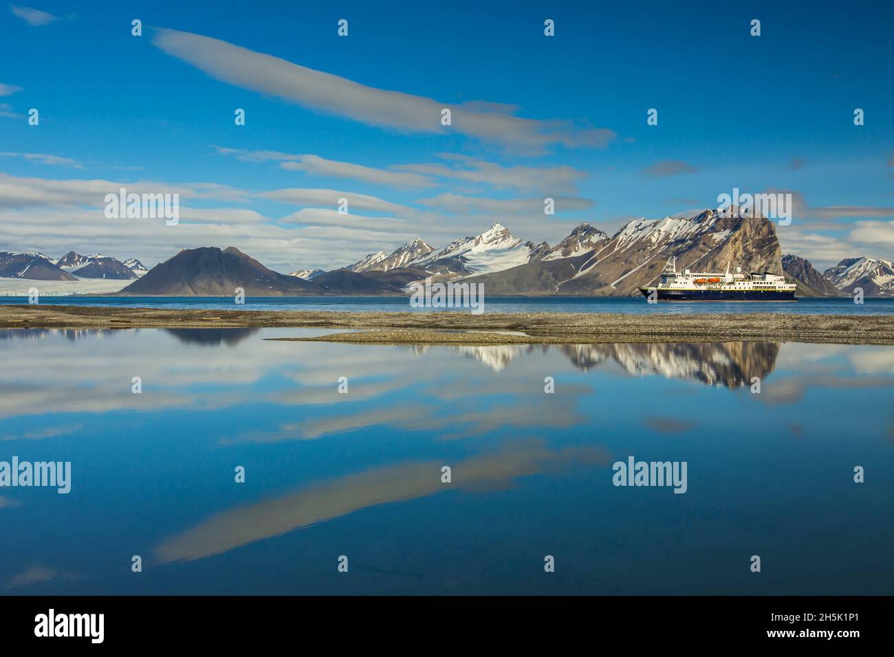 Clouds, Reflection,, National Geographic Explorer, Hornsund ...