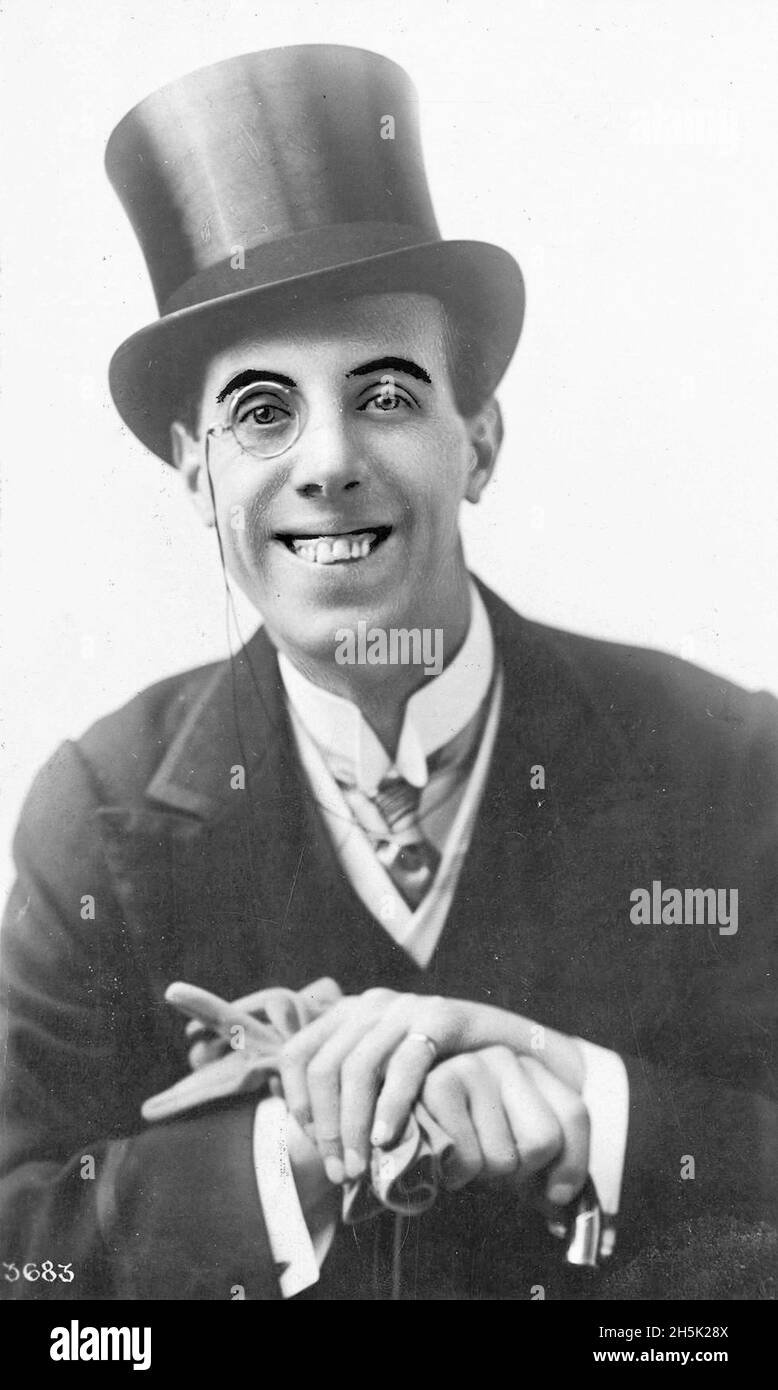 Vaudeville Actor - Ralph Lynn - 1910 Stock Photo - Alamy