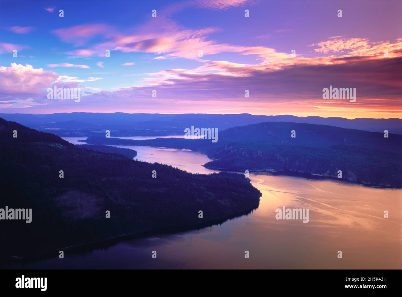 Salt spring mount maxwell hi-res stock photography and images - Alamy