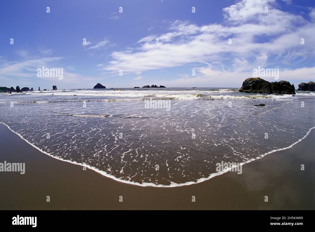 Beach, Surf and Rocks, Bandon Beach, Oregon Coast, Oregon, USA Stock ...