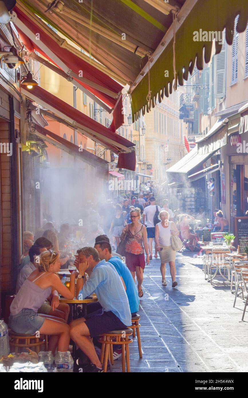Busy cafes in the Old Town quarter, Nice, South of France Stock Photo ...
