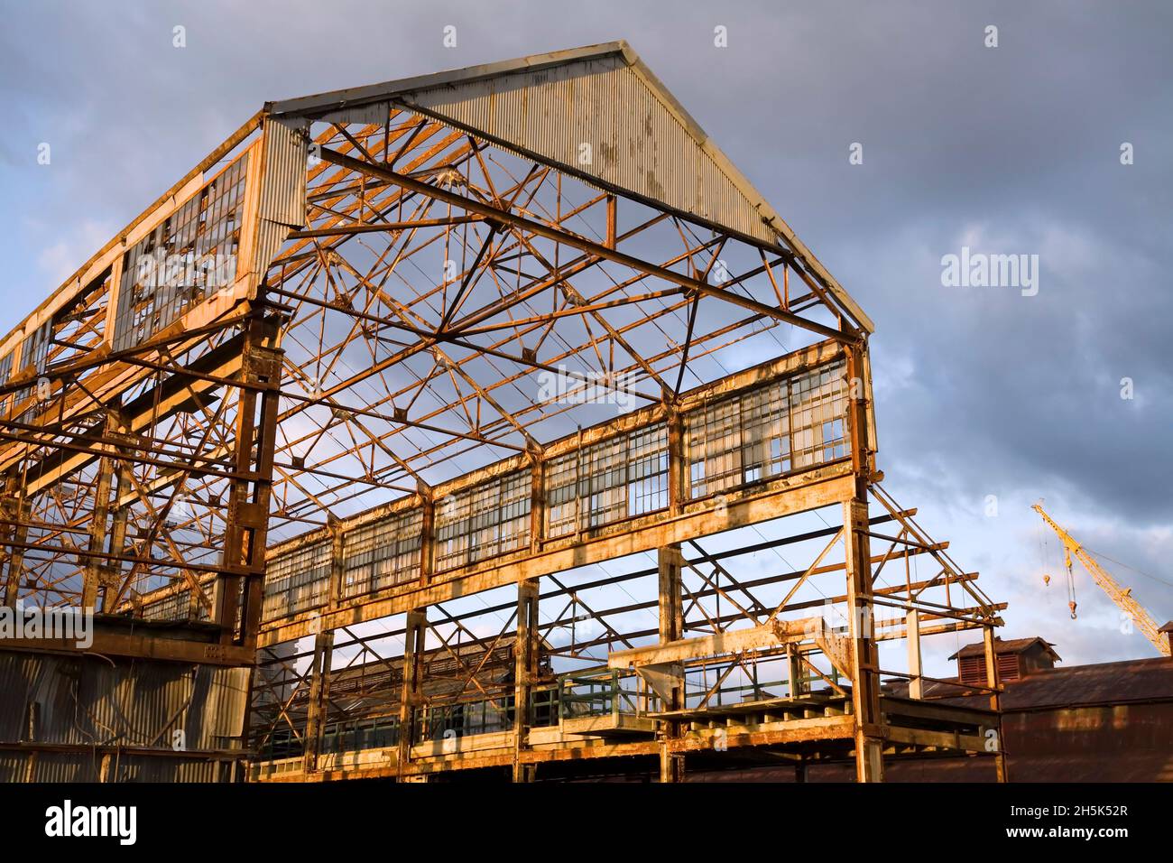 Structure of Waterside Building, Lonsdale Quay, North Vancouver ...