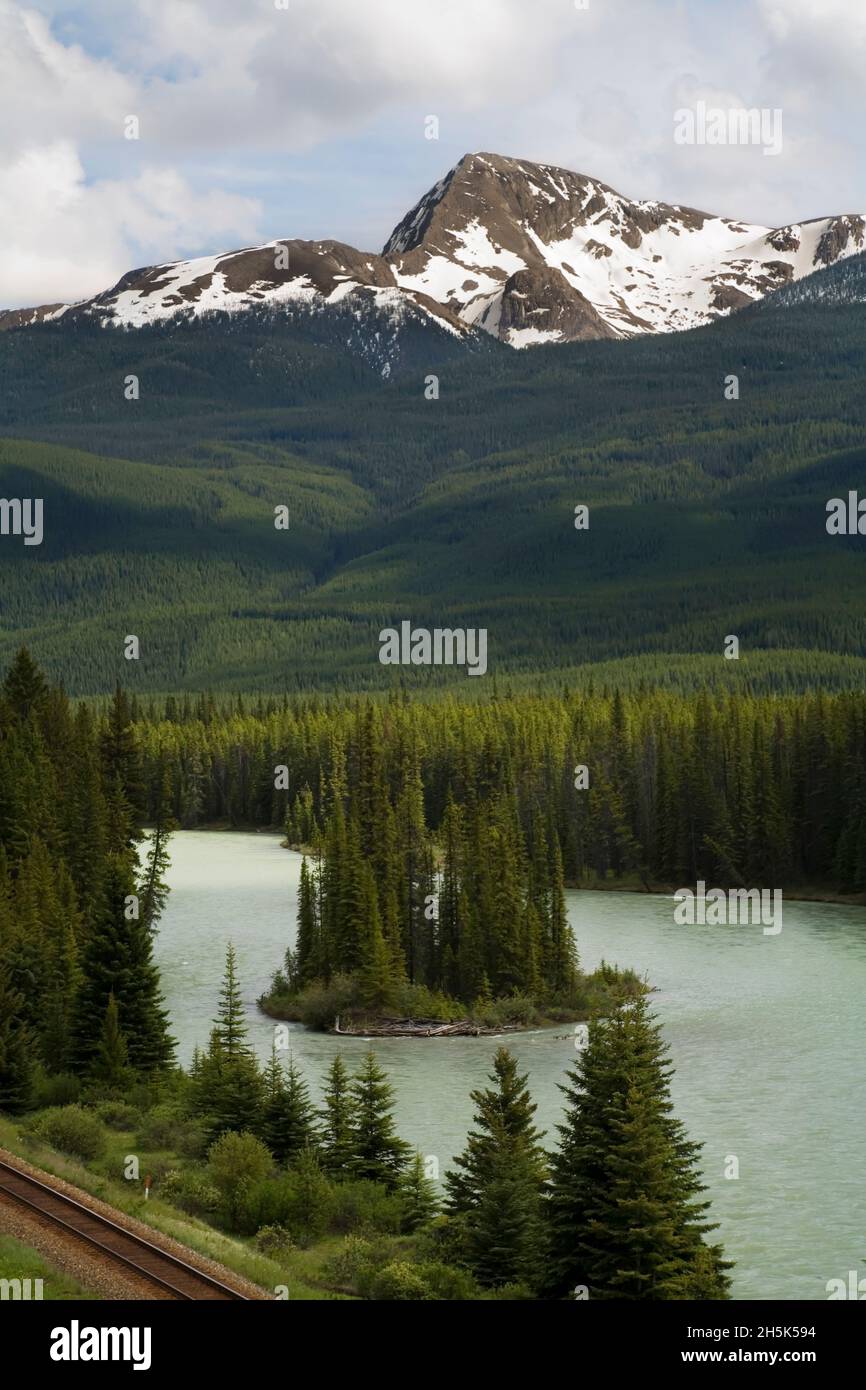 CPR Railroad Tracks by Bow River, Banff National Park, Alberta, Canada ...