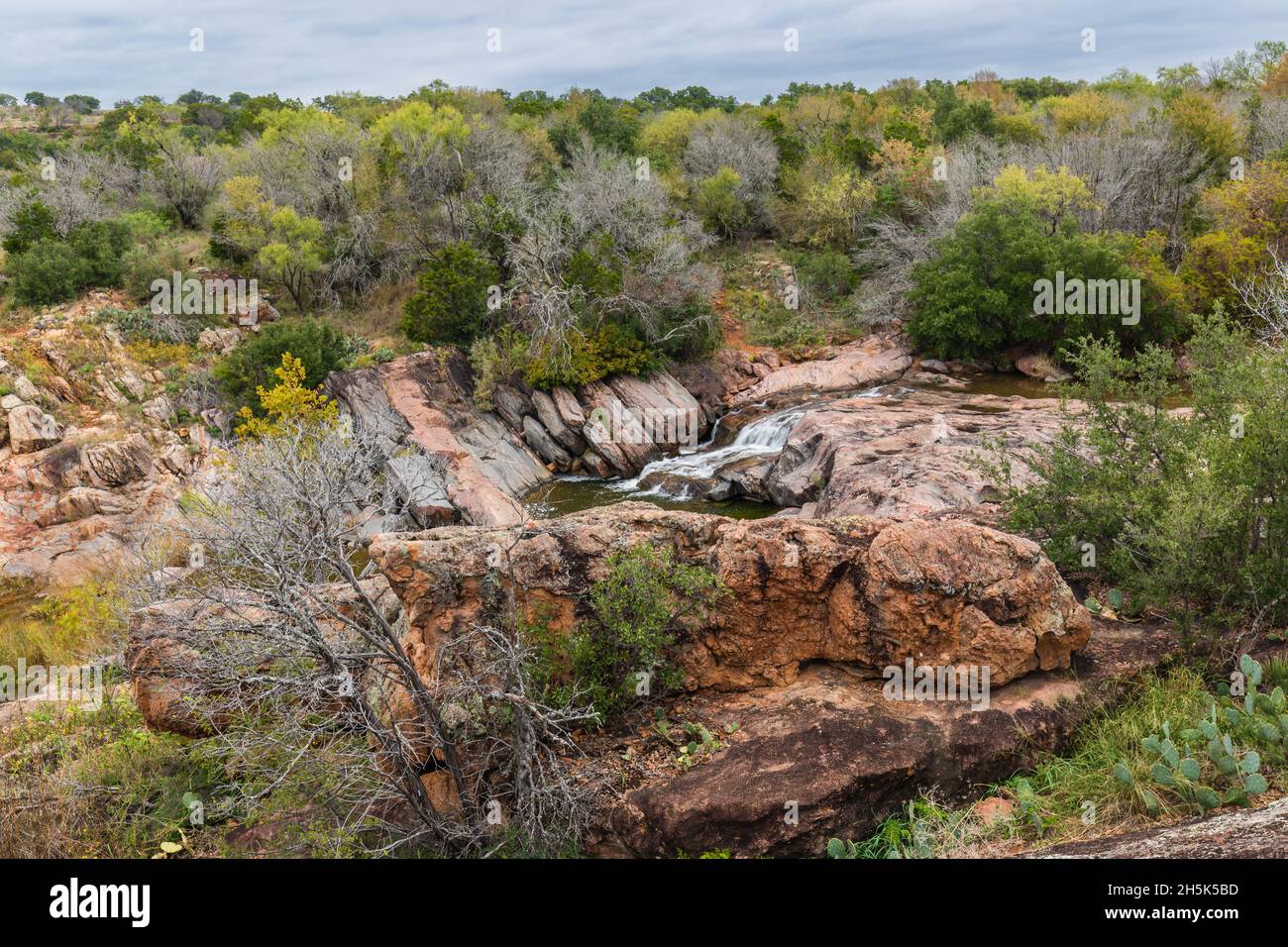 Texas waterfall lake hi-res stock photography and images - Alamy