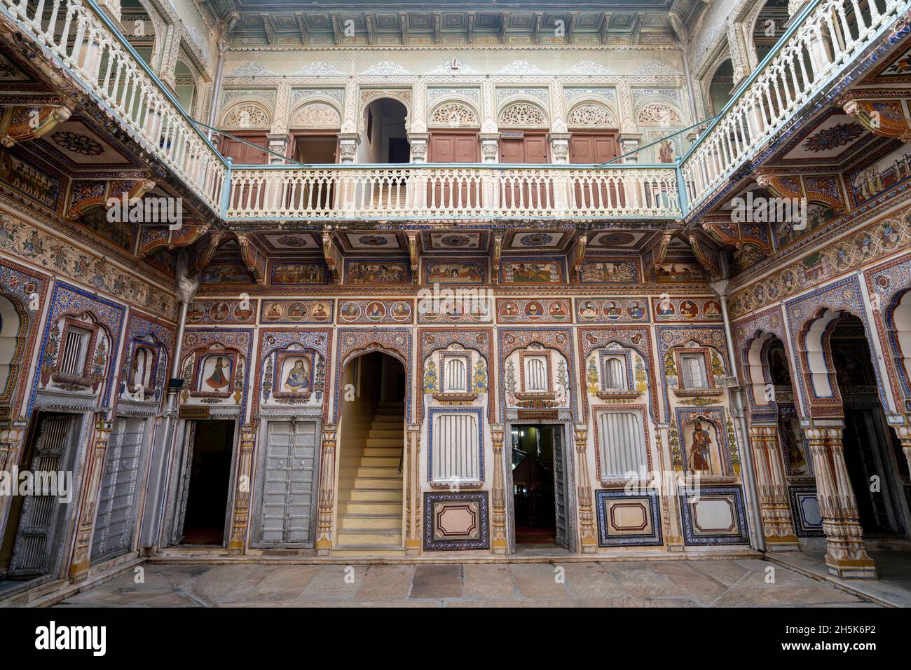 Painted Haveli courtyard; Nawalgarh, Shekawati, Rajasthan, India Stock ...