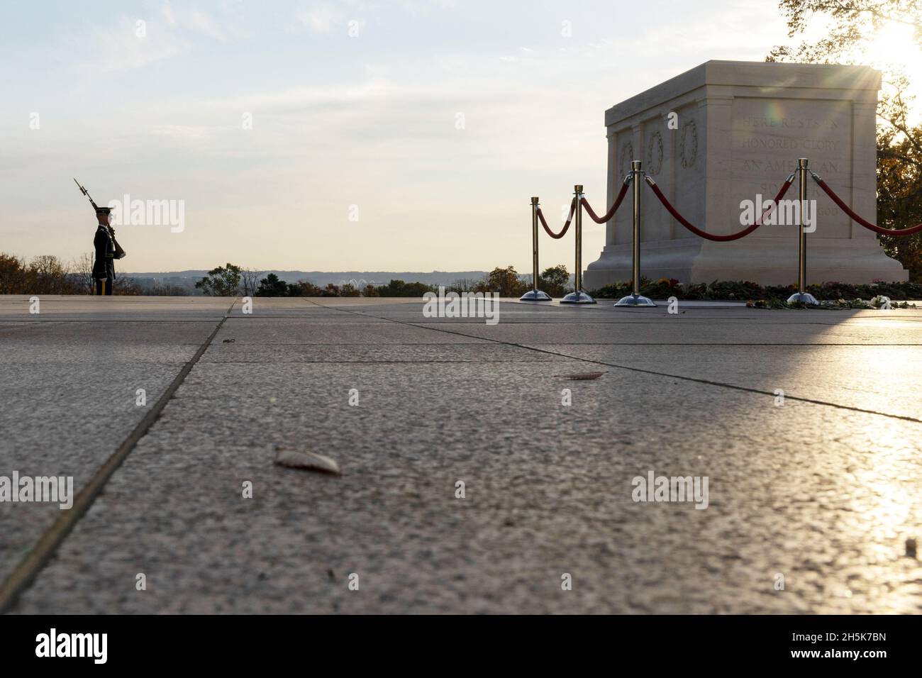 A tomb guard of the 3rd U.S. Infantry Regiment, known as "The Old Guard ...