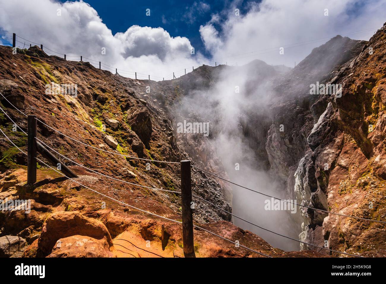 Vapor emissions from the rocky crater of the La Soufriere volcano, an ...