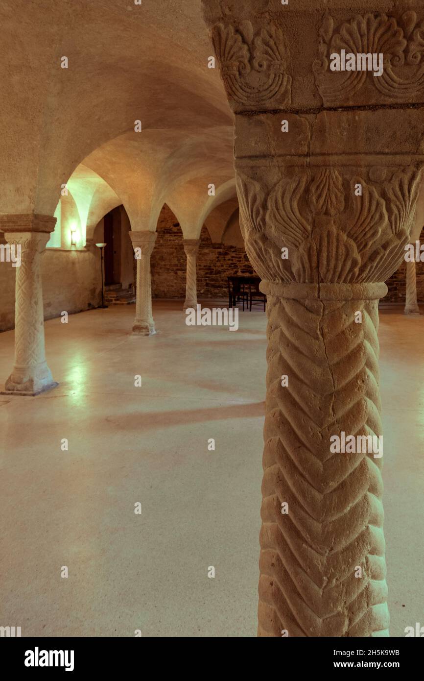 Medieval painting of monastery hi-res stock photography and images - Alamy