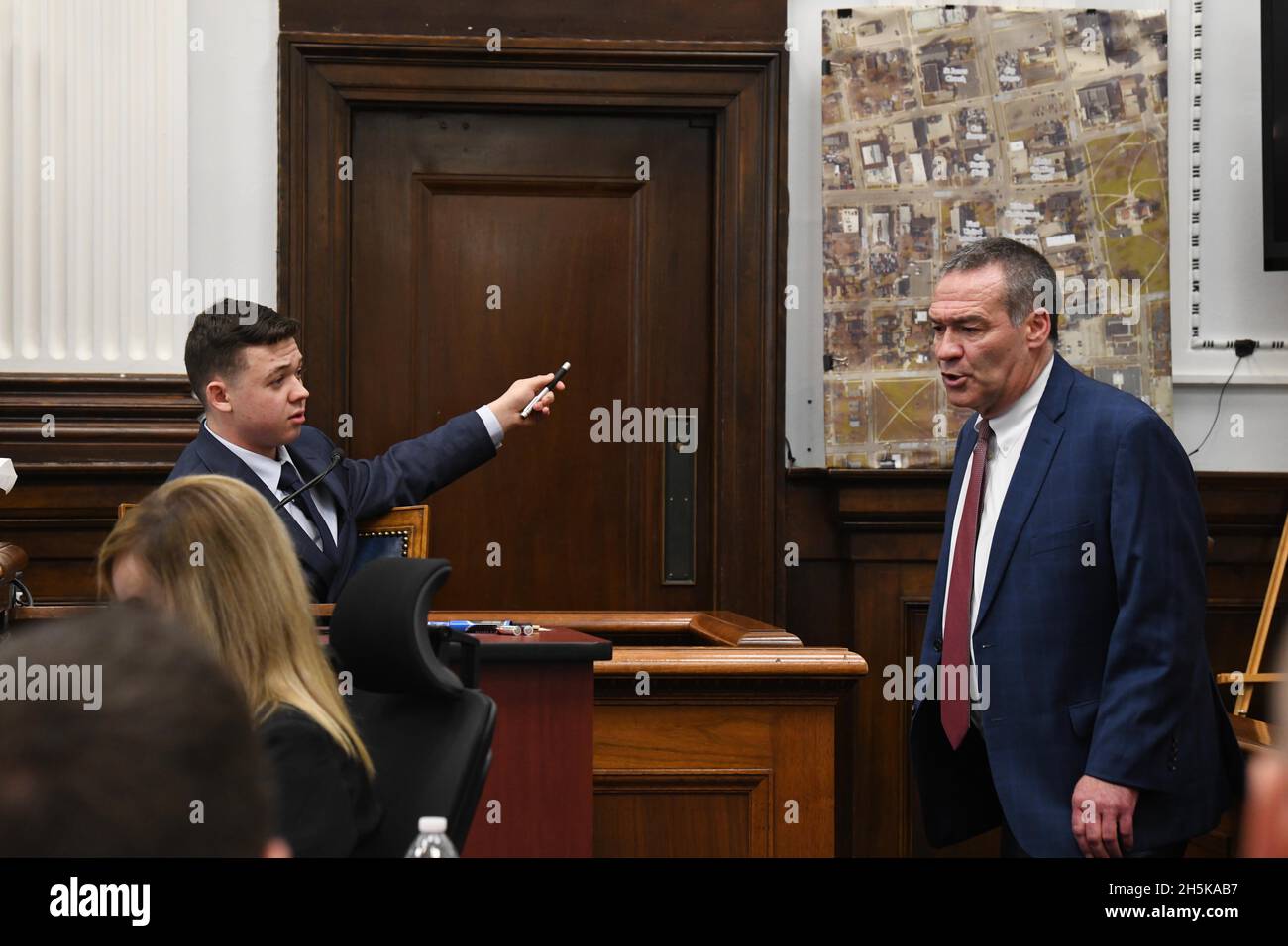 Kenosha, Wisconsin, USA. 10th Nov, 2021. KYLE RITTENHOUSE and defense ...