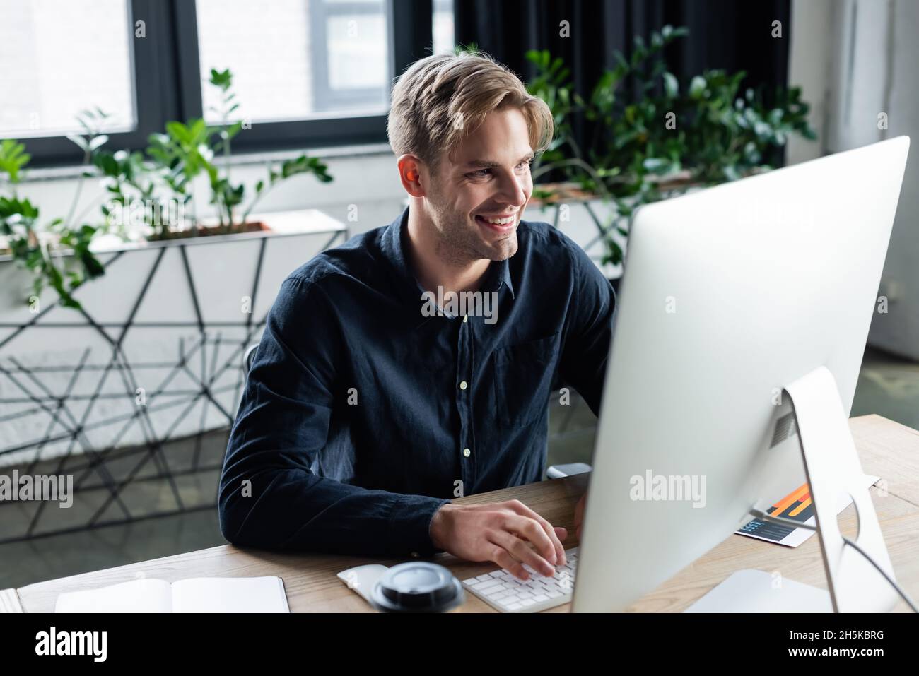 Positive programmer hi-res stock photography and images - Alamy