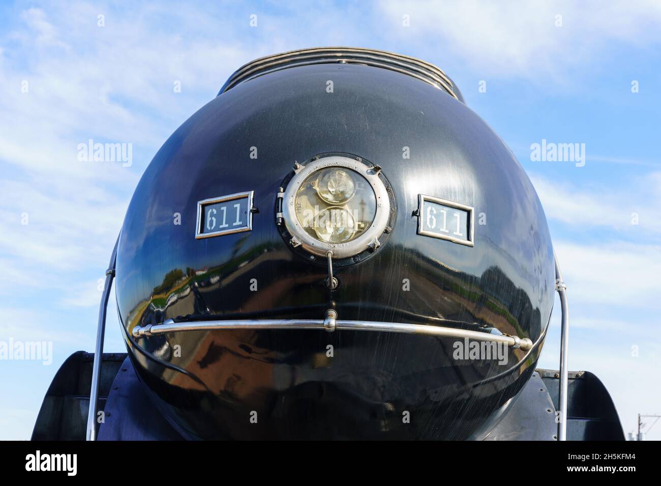 611 j class locomotive hi-res stock photography and images - Alamy