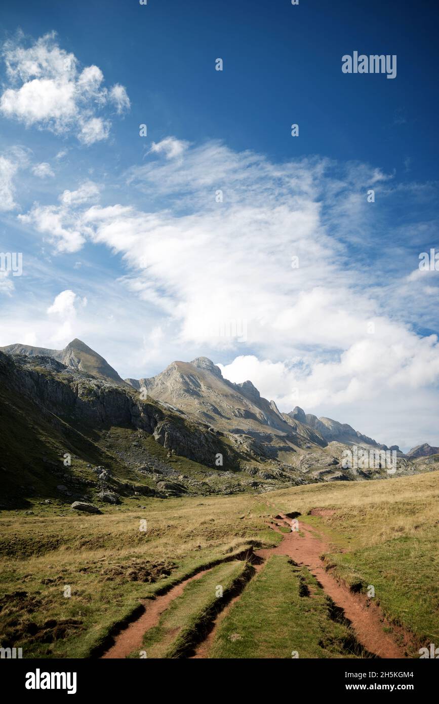 Peaks in Canfranc Valley, Aragon, Pyrenees in Spain Stock Photo - Alamy